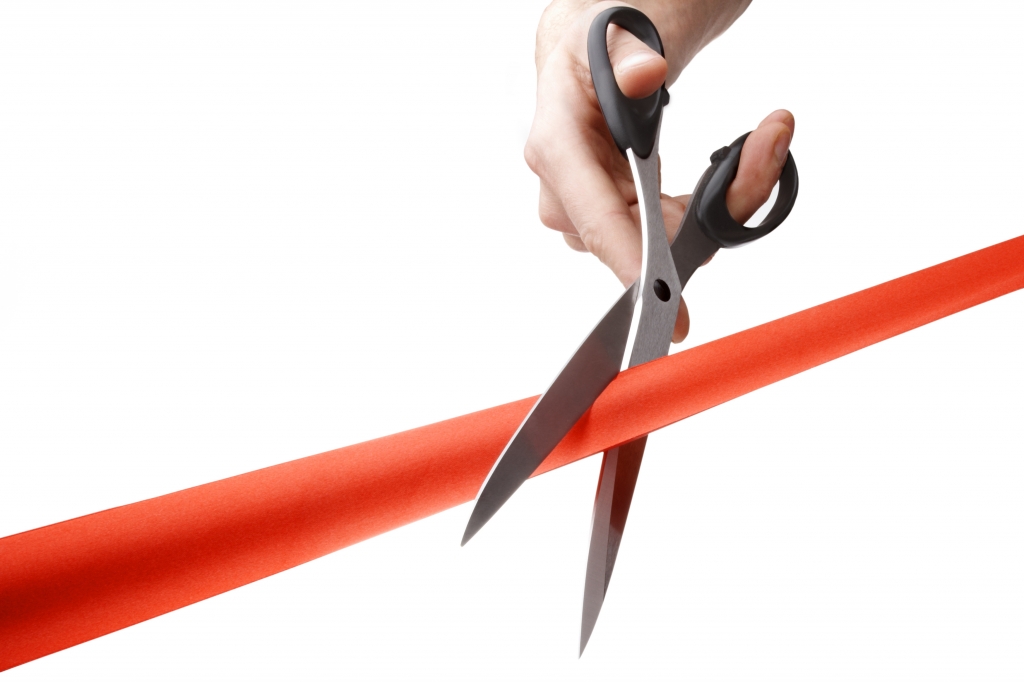 cutting a red ribbon - VocalNOW! | Zang- en Muziekschool